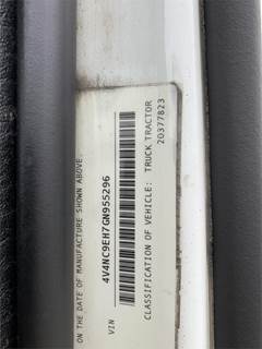 2016 Volvo VNL64T300 Day Cab Truck - D13 425HP, 12 Speed I Shift Amt ...