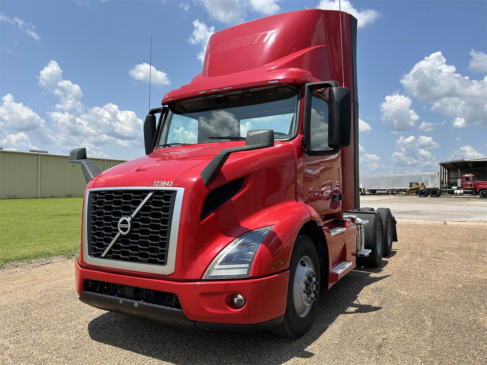 2020 Volvo VNR64T300 Day Cab Truck - D13 405HP, 12 Speed I Shift Amt ...