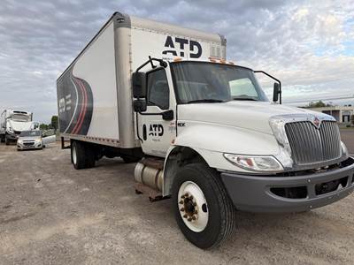 2021 International MV 26 ft Box Truck - 260HP, Automatic, Roll up Door ...