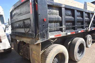 2006 International WorkStar 7500 Tri Axle Dump Truck - HT570 330HP, 8Ll ...