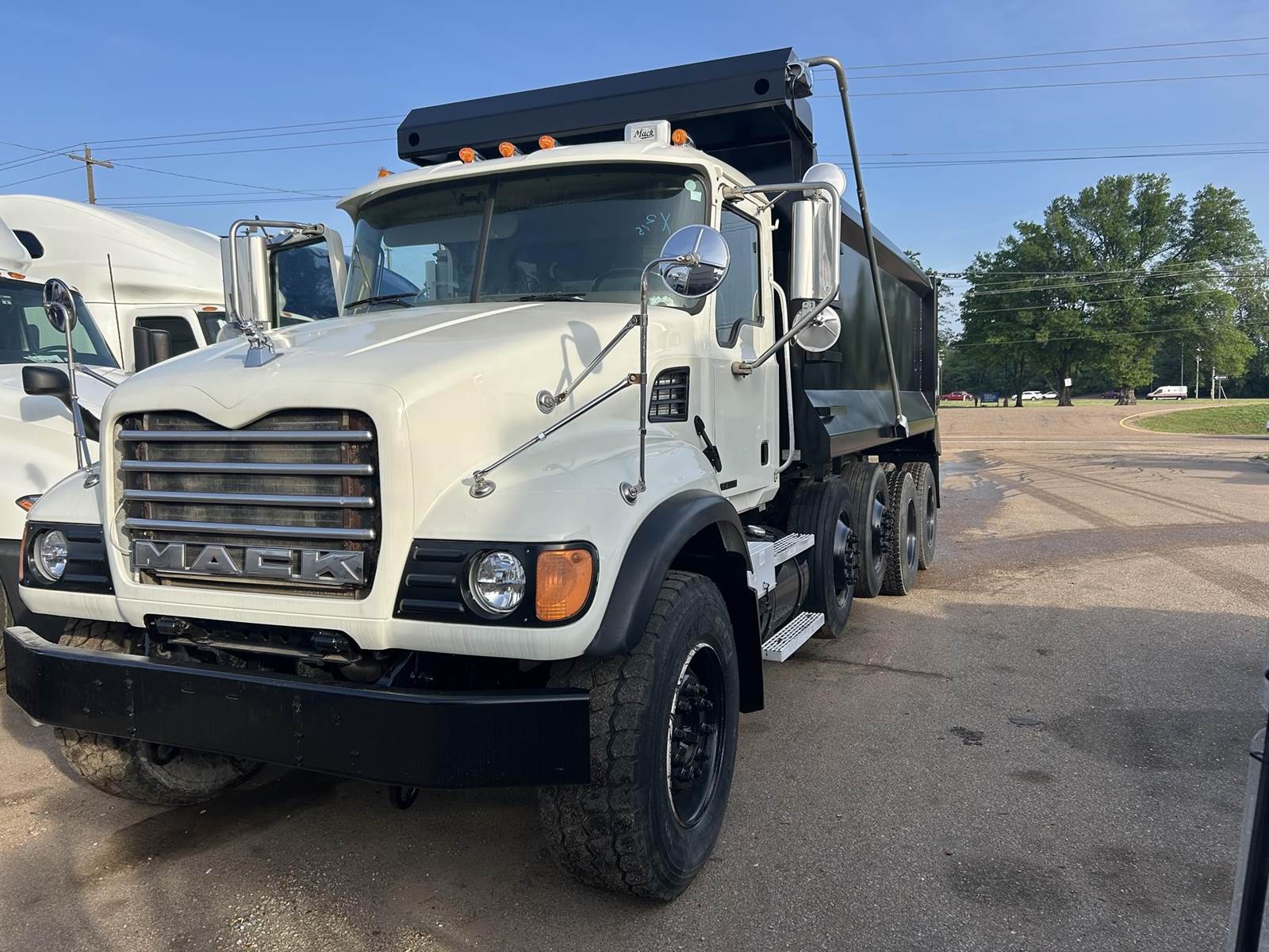 2007 Mack Granite CV713 Quad Axle Dump Truck - 400HP, 10 Speed Manual, 17' Dump For Sale ...