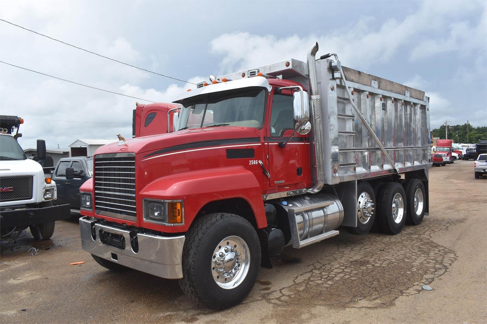 2019 Mack Pinnacle 64T Tri Axle Dump Truck - MP8 435HP, 12 Speed I ...