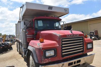 1997 Mack RD688S Quad Axle Dump Truck - E7 350HP, 8Ll Manual, 18' Dump ...