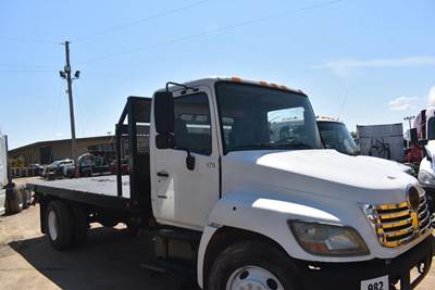 2005 Hino 268 16 ft Flatbed Truck - 220HP, Automatic For Sale, 353,188 ...