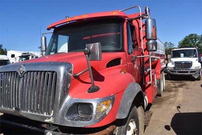 2005 International WorkStar 7500 2650 Gallon Gasoline / Fuel Truck ...
