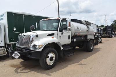 Hot Oil Trucks / Asphalt Distributor Trucks For Sale | MyLittleSalesman.com