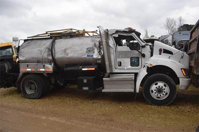 Hot Oil Trucks / Asphalt Distributor Trucks For Sale | MyLittleSalesman.com
