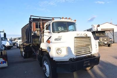 1996 Mack DM690S Roll Off Truck - E7, 350HP, 7 Speed Manual For Sale, 75,596 Miles | Covington ...