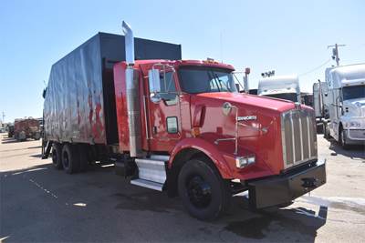 2010 Kenworth T800 Sleeper Semi Truck - 36" Flat Top Sleeper ...