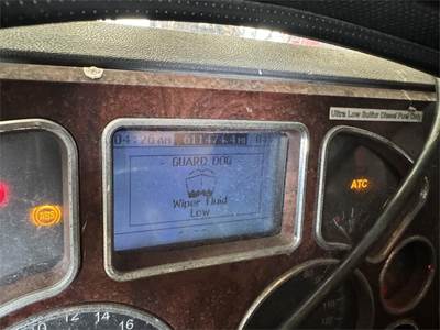 2011 Mack Pinnacle CXU613 Sleeper Semi Truck - 60" Mid Roof Sleeper ...
