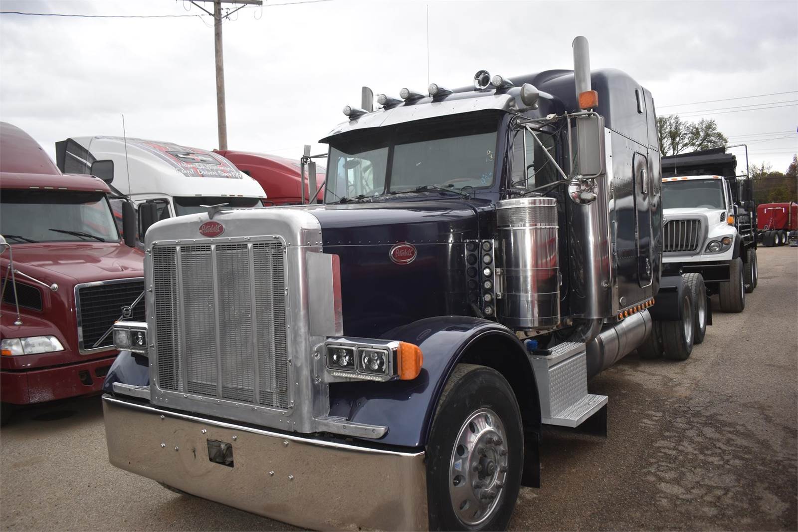 1998 Peterbilt 379 Sleeper Semi Truck - 63" Mid Roof Sleeper, Detroit ...