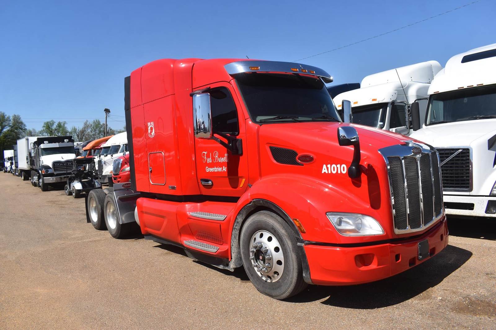 2019 Peterbilt 579 Sleeper Semi Truck - 42" Mid Roof Sleeper, Paccar ...