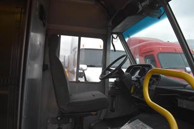 2017 Freightliner MT45 Single Axle Step Van - Cummins, 220HP, Automatic ...