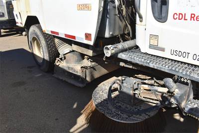 2006 Freightliner M2 106 Sweeper Truck - Mercedes-Benz, 240HP ...
