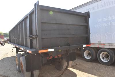 1980 Shop Built 32 FT SLUDGE TRAILER Tandem Axle Waste / Sludge Tank ...