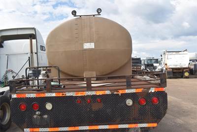2008 Mack Pinnacle CHU613 3200 Gallon Water Truck - MP8 435HP, 10 Speed ...