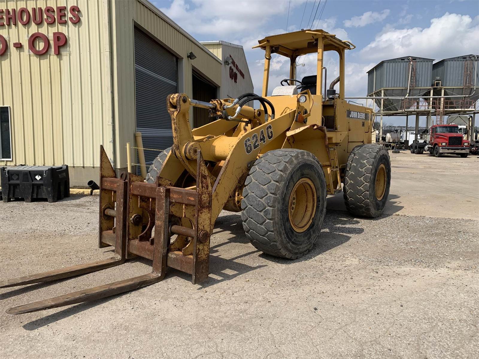 1997 John Deere 624G Wheel Loader For Sale | Covington, TN ...