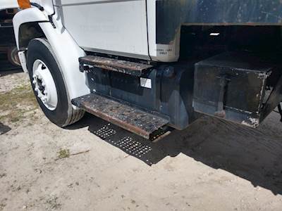 1999 Freightliner FL70 Fuel Tank For Sale | Felda, FL | 201934 ...