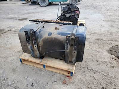 1999 Freightliner FL70 Fuel Tank For Sale | Felda, FL | 202333 ...