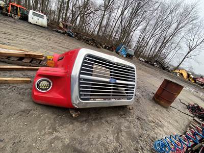 #398 1990 Ford L9000 Hood For Sale | Rochester, IN | 12598236 ...