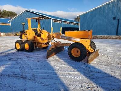 1999 LeeBoy 685 Motor Grader For Sale | Three Lakes, WI | 11744107 ...