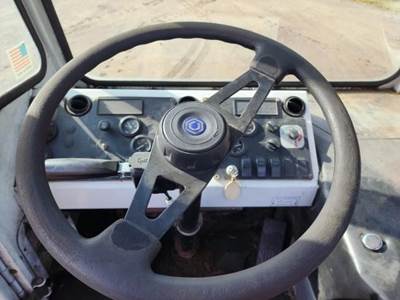 2011 Capacity TJ5000DR Yard Spotter Truck For Sale | Three Lakes, WI ...