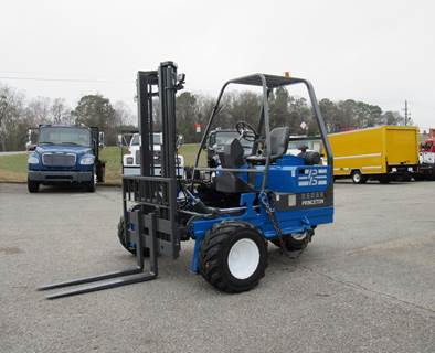 Truck / Trailer Mounted Forklifts For Sale - Moffett / Piggyback ...