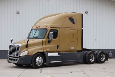 Used Sleeper Semi Trucks For Sale | MyLittleSalesman.com