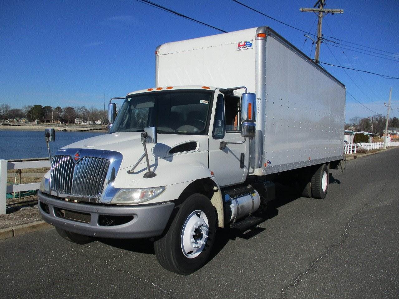 2017 International 4300 Box Truck - 240HP For Sale, 120,450 Miles ...