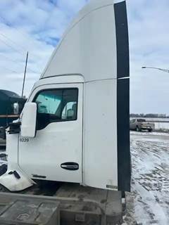 2016 Kenworth T680 Cab Assembly For Sale | Winger, MN | 3809598 ...