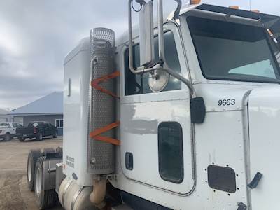 2009 Peterbilt 367 Cab Assembly For Sale | Winger, MN | 780 ...