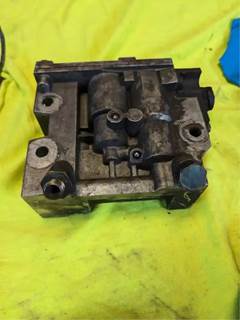 Volvo VED12 Exhaust Brake Air Valve, Part # 20411200 For Sale | Winger ...