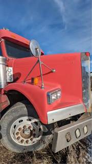 1996 Freightliner FLD120 Hood For Sale | Winger, MN | 3809519 ...