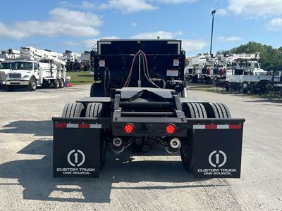 2024 BATTLE MOTORS LNT Day Cab Truck - Cascadia 440HP For Sale, 15 ...