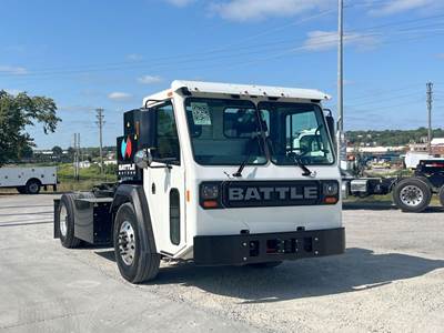 2024 BATTLE MOTORS LNT Day Cab Truck - Cascadia 440HP For Sale, 15 ...