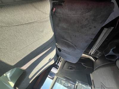 2013 International DuraStar 4300 Box Truck - 215HP For Sale, 240,147 ...