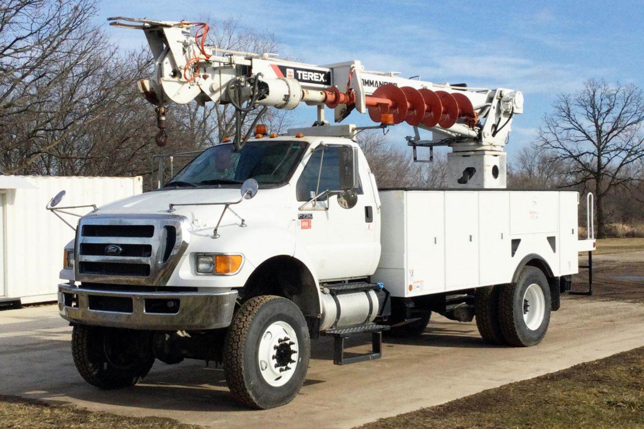 2015 Ford F-750 Digger Derrick Truck - Cummins, 260HP For Sale, 58,973 ...
