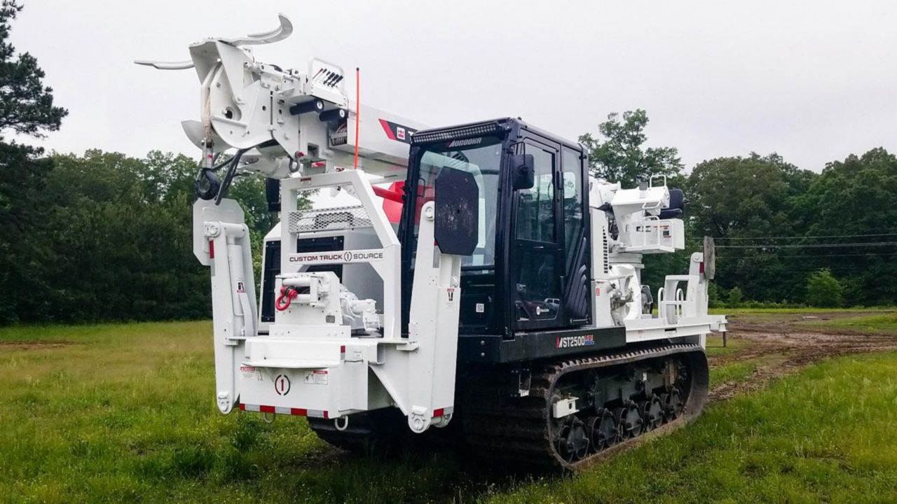 2022 Morooka MST2500VDL Digger Derrick Truck - Cat, 250HP For Sale ...