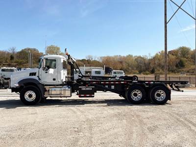 2025 Mack GR64BR Roll Off Truck - MP8 D, 425HP For Sale | Kansas City ...