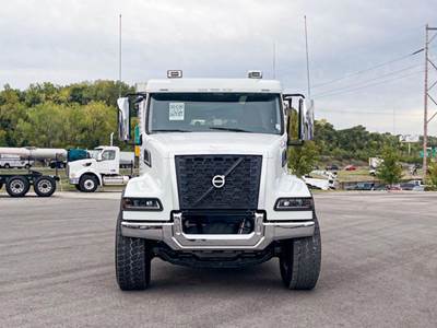 2025 Volvo VHD64 Roll Off Truck - DD13 D, 455HP For Sale | Lynchburg ...