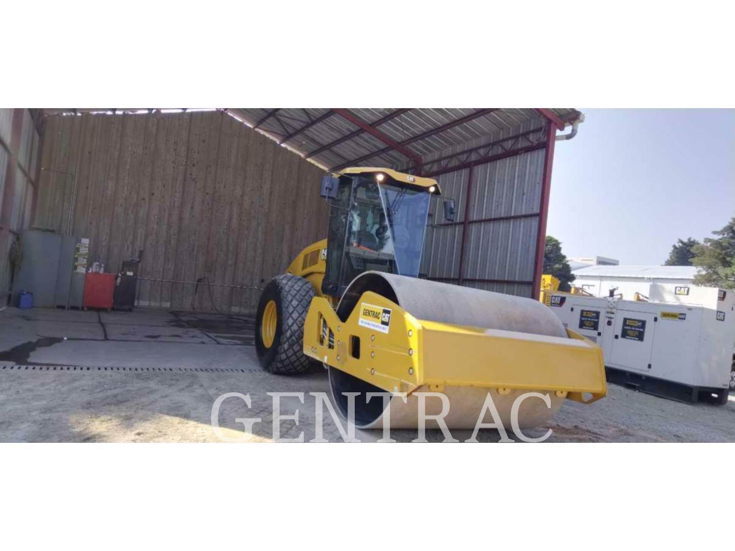 2022 Caterpillar CS11GC Smooth Drum Roller Compactor For Sale, 400 ...