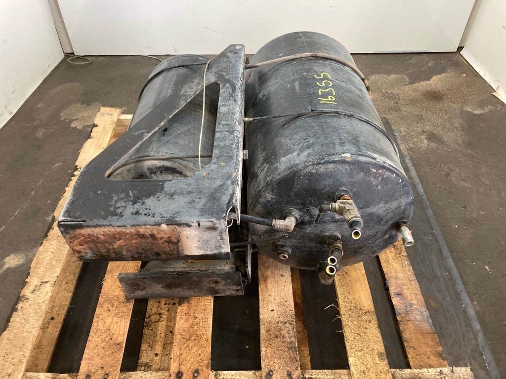 2007 Mack CV Air Tank for a Mack CV713 GRANITE For Sale | Des Moines ...