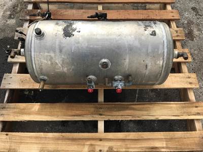 Mack Air Tanks For Sale | MyLittleSalesman.com
