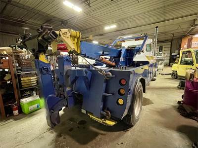 2000 Kenworth T600 Single Axle Wrecker Tow Truck - Caterpillar, 10 ...
