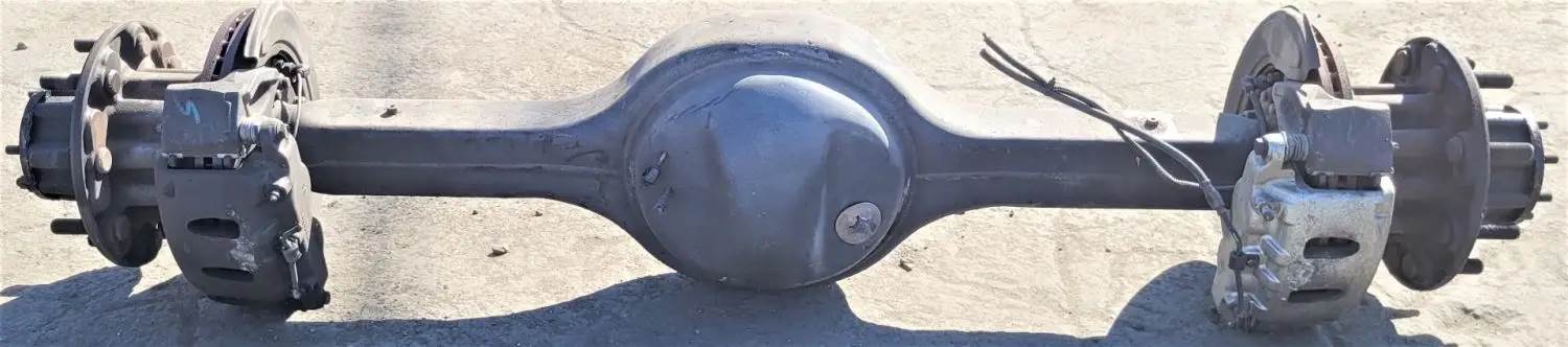 Axle Alliance R15-2N Rear Axle Housing for a 2006 Freightliner MT55 ...