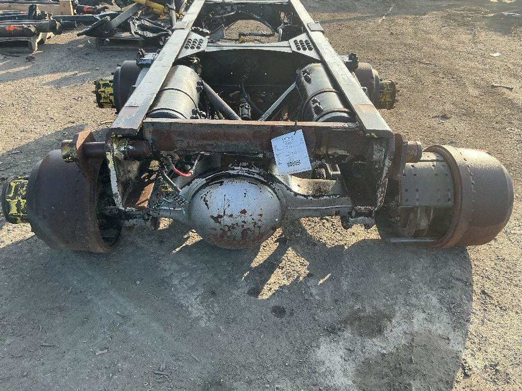 2000 Volvo WXLL Rear Axle Housing For Sale | Fresno, CA | 1871-12 ...