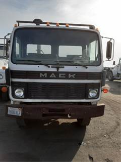 Mack Midliner MS250P Cab Assembly for a 1988 Mack MS250P For Sale ...