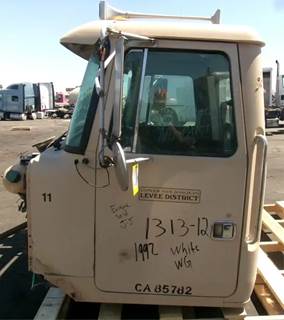 Volvo / WhiteGMC WG Cab Assembly for a 1992 White WG For Sale | Fresno ...