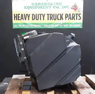 2022 Kenworth T680 DEF Tank For Sale | Fresno, CA | M86-6279-1422302 | MyLittleSalesman.com