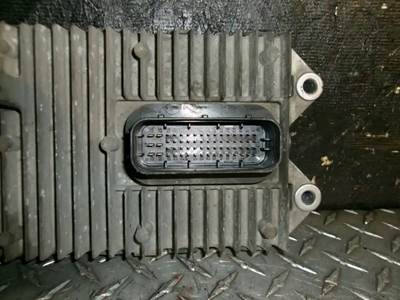 Mack Pinnacle CXU613 Engine Control Module (ECM) for a 2012 Mack CXU613 ...